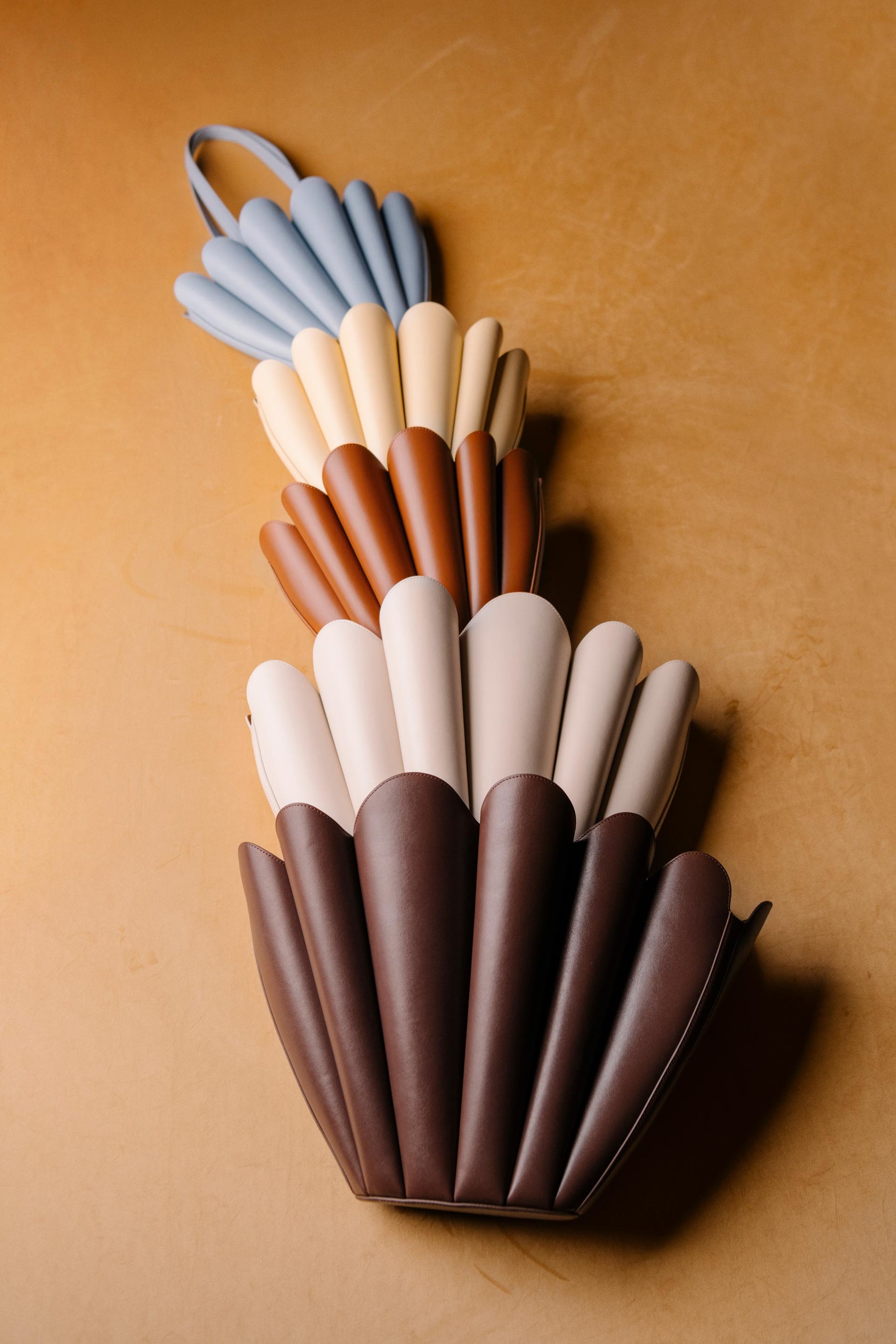 Mini Seashell Tote - Espresso