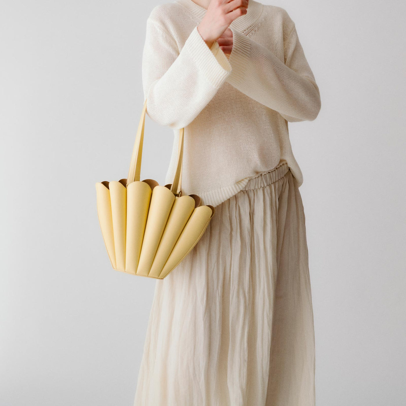 Mini Seashell Tote - Dove