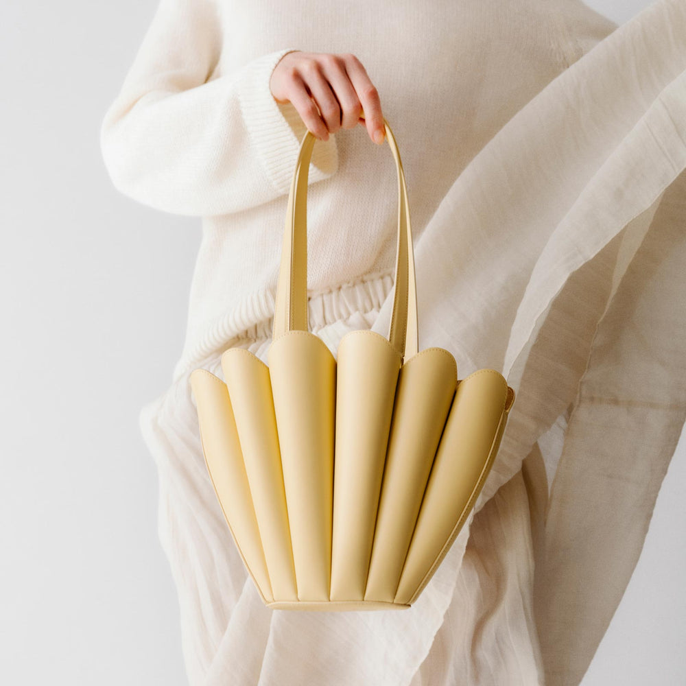 Mini Seashell Tote - Dove