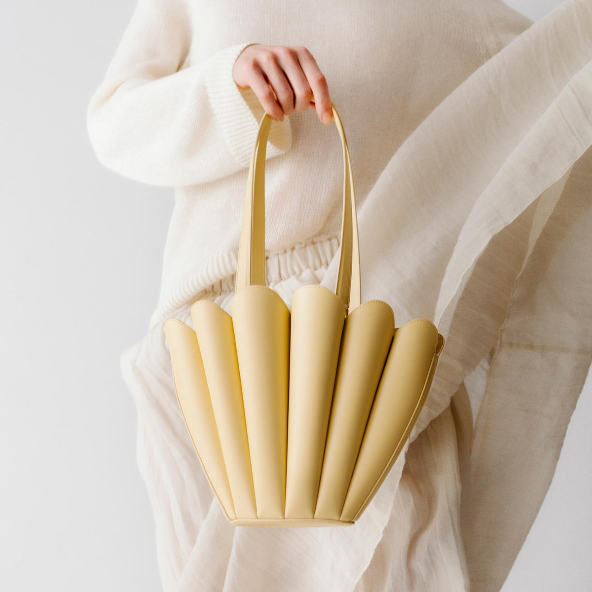 Mini Seashell Tote - Dove