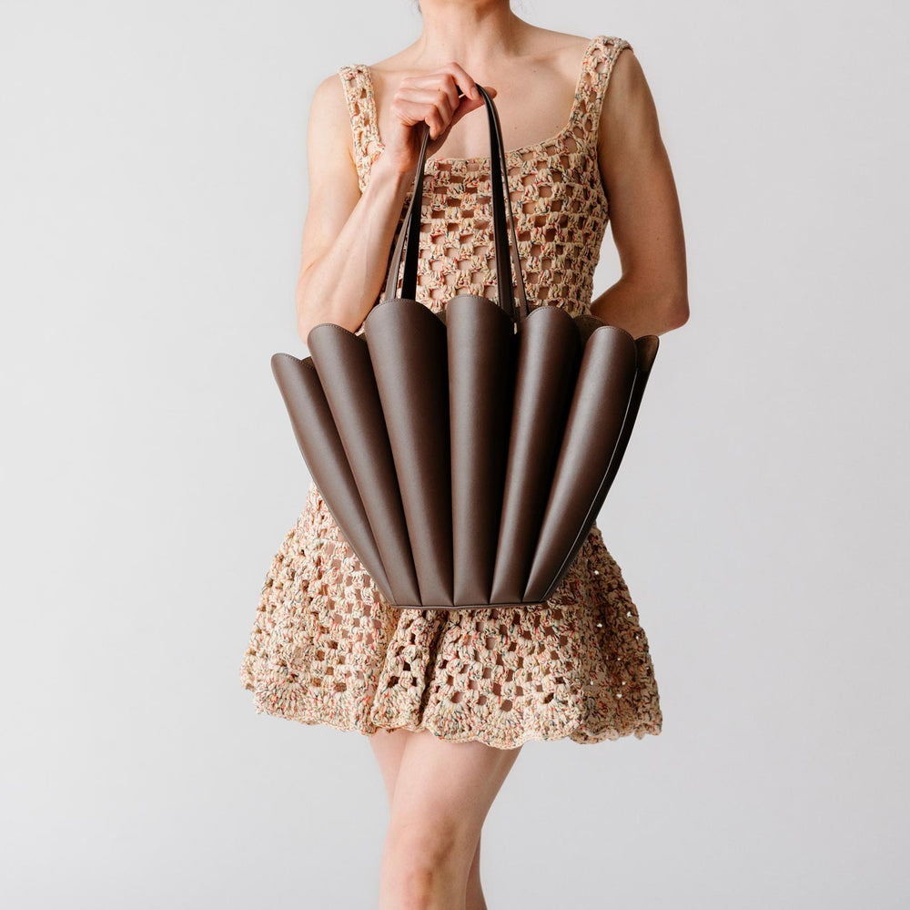 Seashell Tote - Black